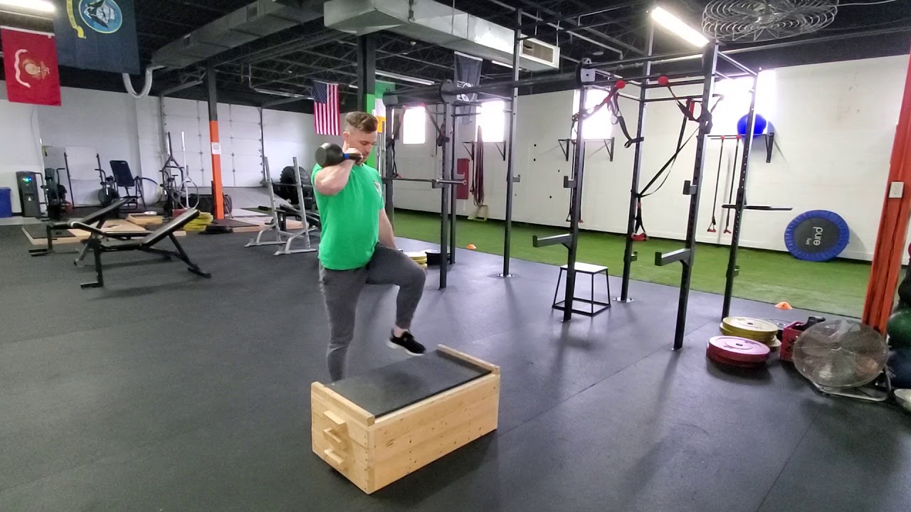 Contralateral Kettlebell Step Ups - YouTube