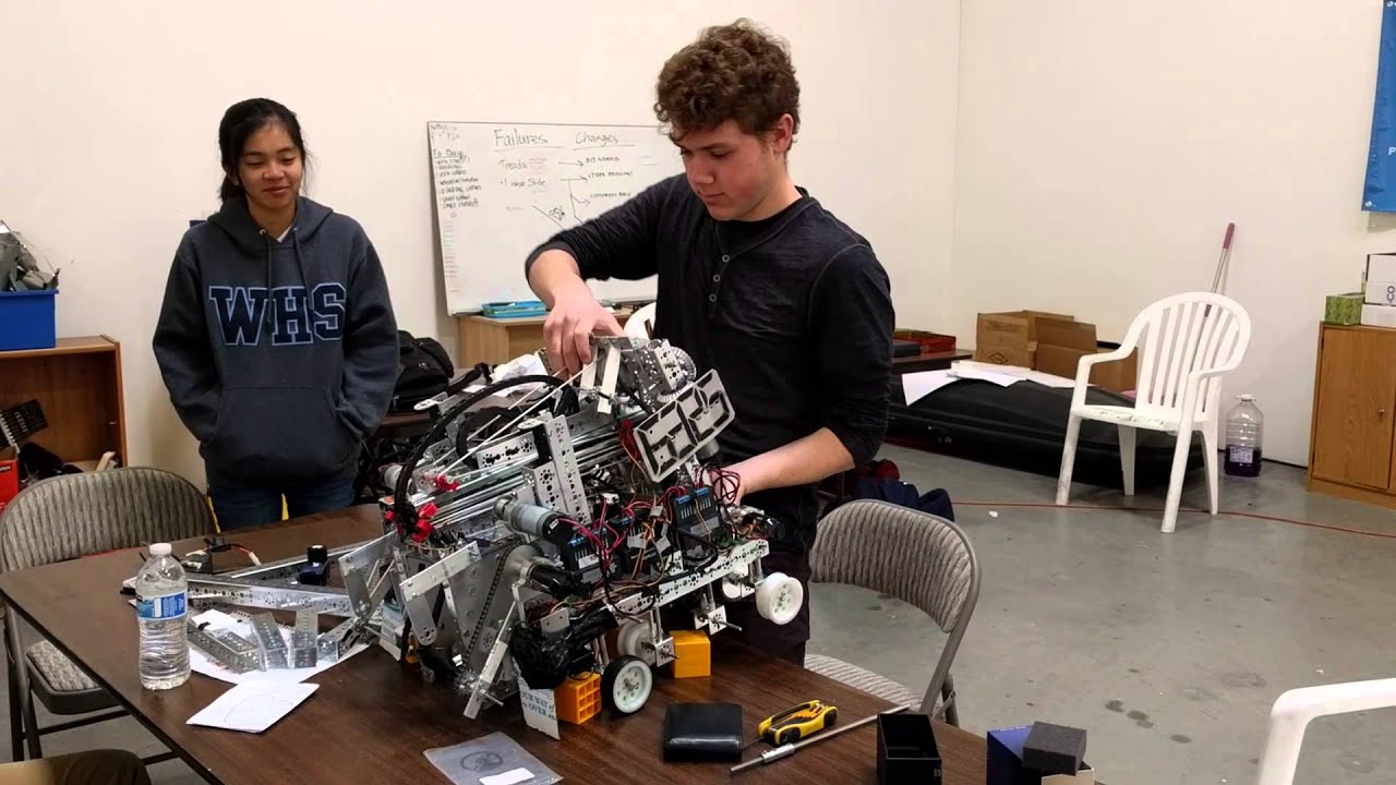 Disassembling a Robot in 10 Seconds - YouTube