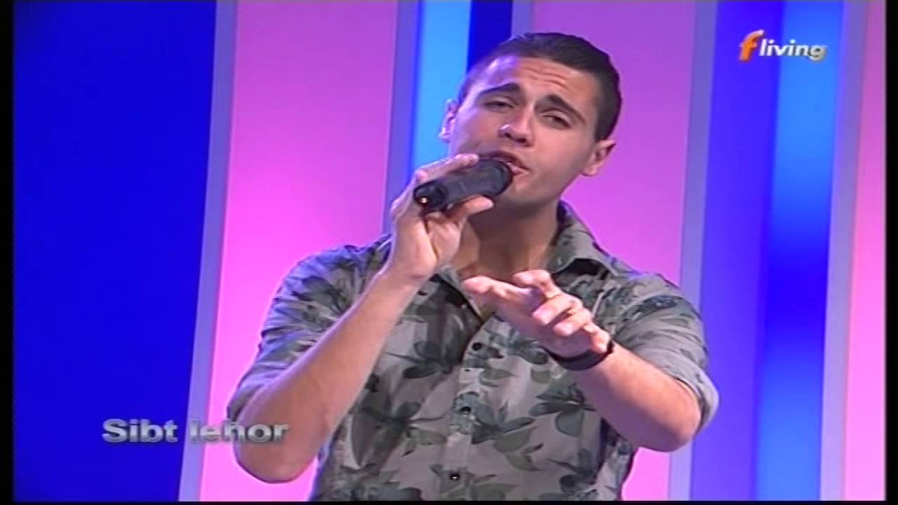 Mikhail Attard - I Wanna Grow Old With You on Sibt Iehor - YouTube