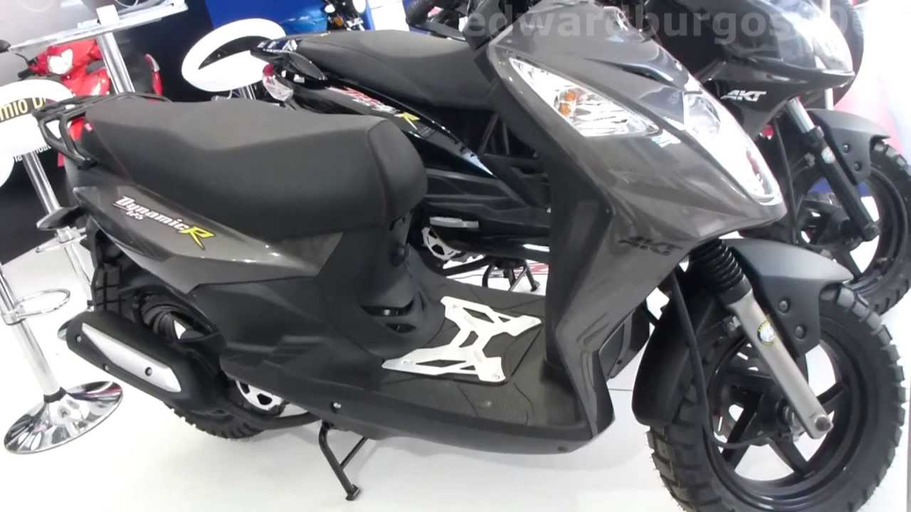 AKT Dynamic R 125 2014 video versión Colombia - YouTube