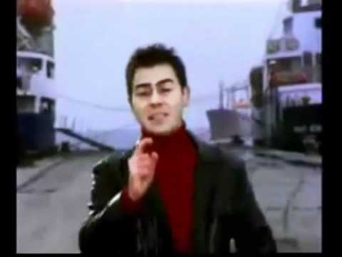 Serdar Ortaç - Kararsın Dünyam (ft. Ebru Gündeş)