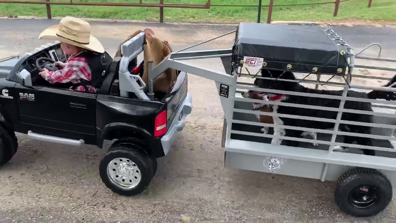 Ranchin Rigs By Cowboy Trailer Sales - YouTube