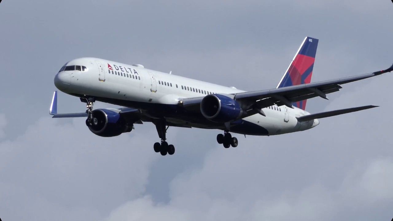 Delta B757 landing Edinburgh Airport - [4K/UHD] - YouTube