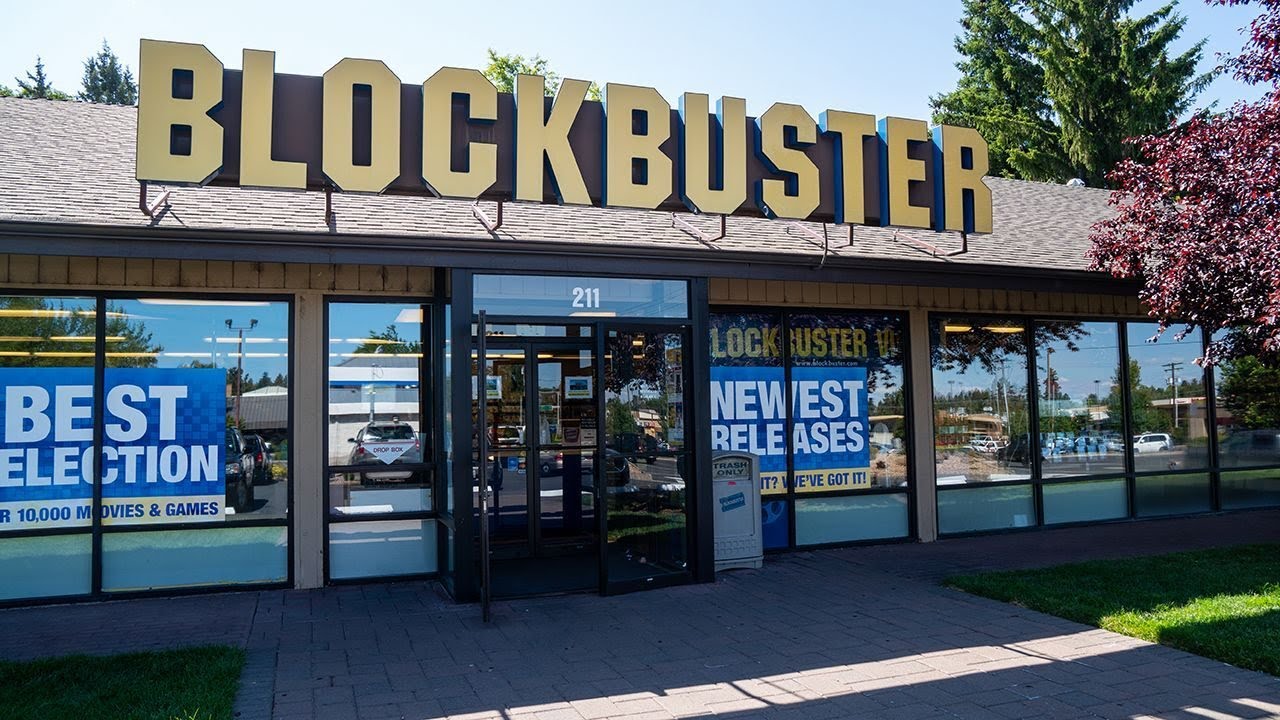 Blockbuster rentará en Airbnb su última sucursal abierta - YouTube