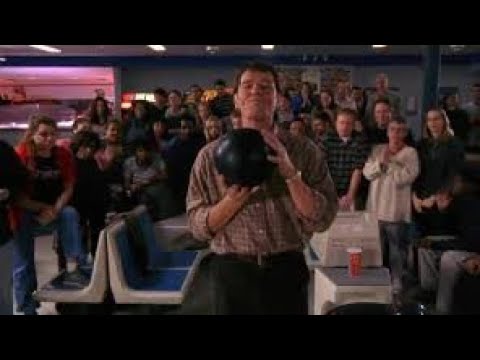 Hal casi hace un juego perfecto en los bolos/Malcom en de en medio ...