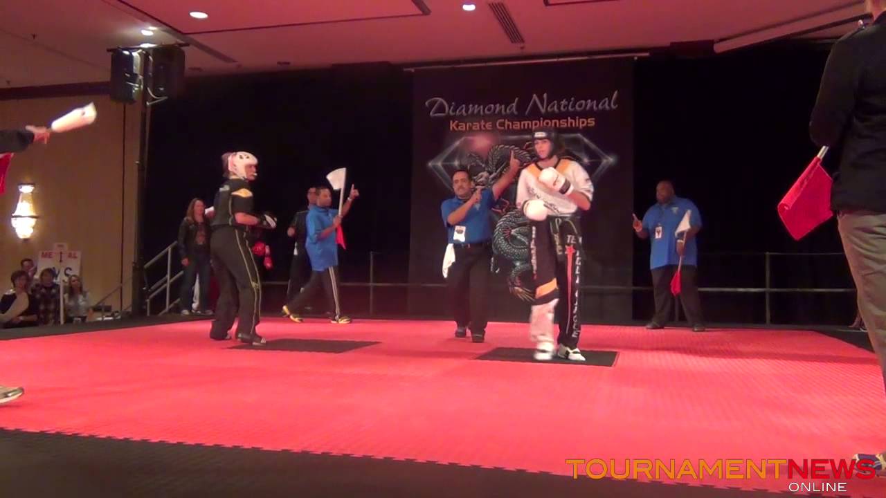 Nicole Pelland vs Claire Cocozza Women's Fighting Runoffs at Diamond ...