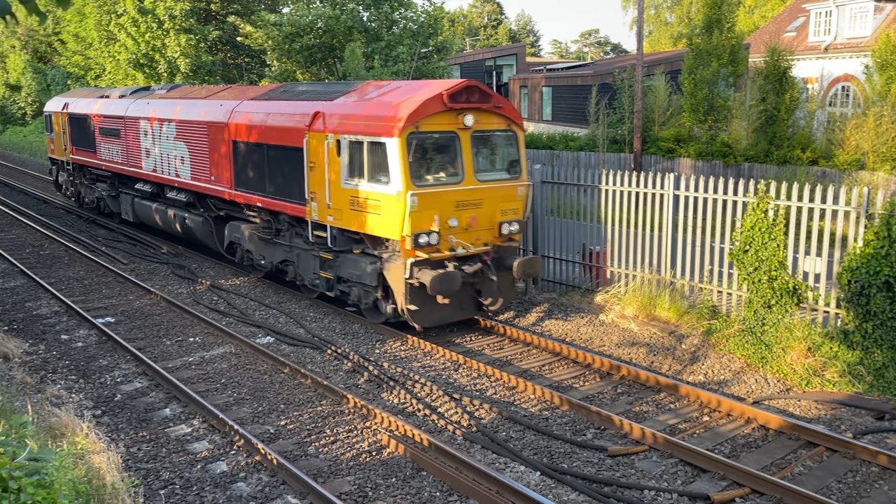 Class 66 | 66783 ‘The Flying Dustman’ | Light Engine | GB Railfreight ...
