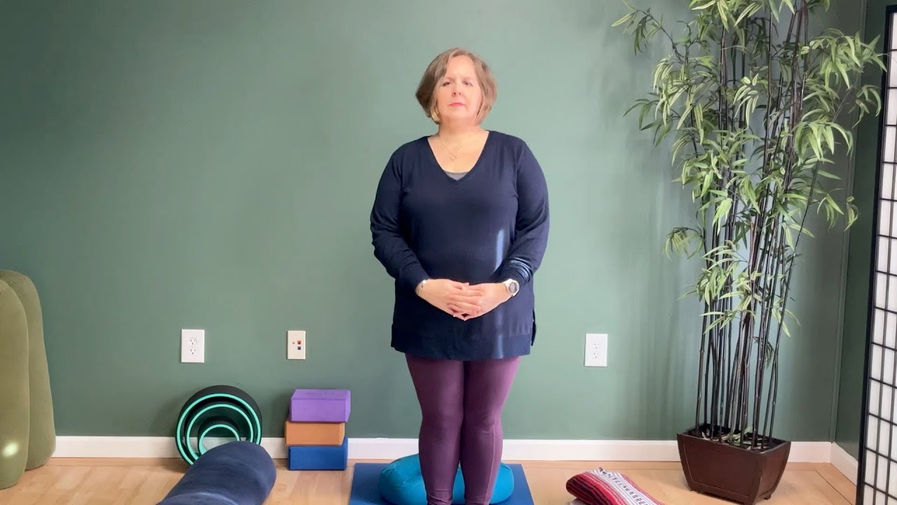 20 Minute Yoga Therapy Session - YouTube