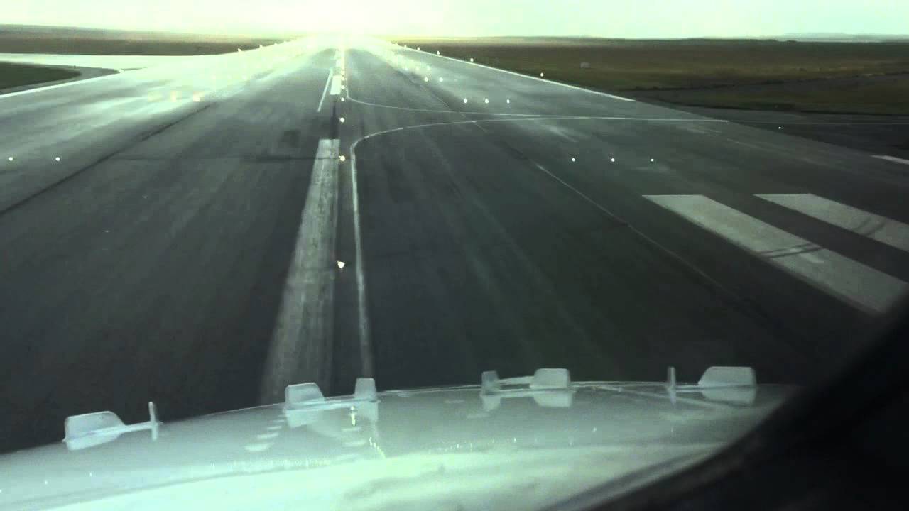 ILS Cat III Approach RW12 Paris Beauvais Airport, France - YouTube