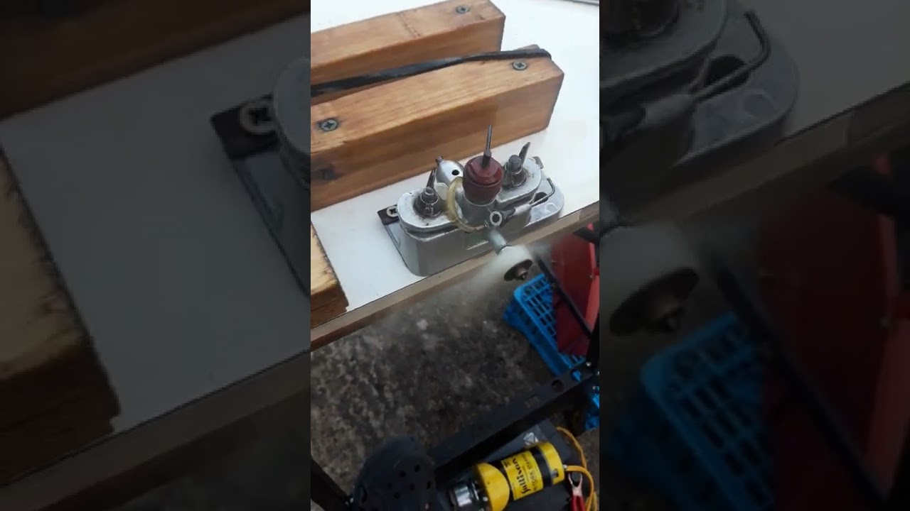 DC DART 0.5cc diesel engine test run. - YouTube