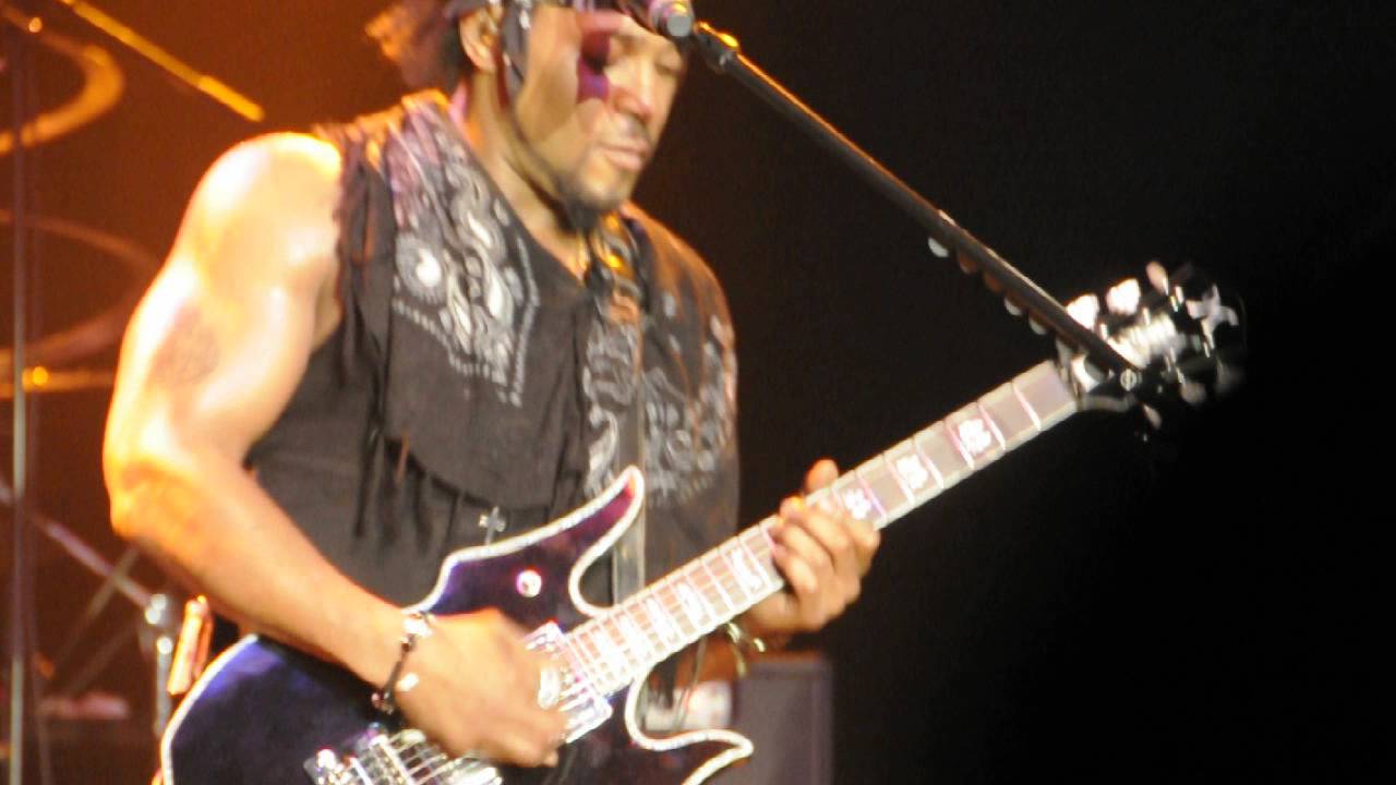 D'Angelo Live 2012 - YouTube