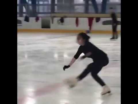 Quadruple Toe Loop Elizaveta Tuktamysheva - YouTube