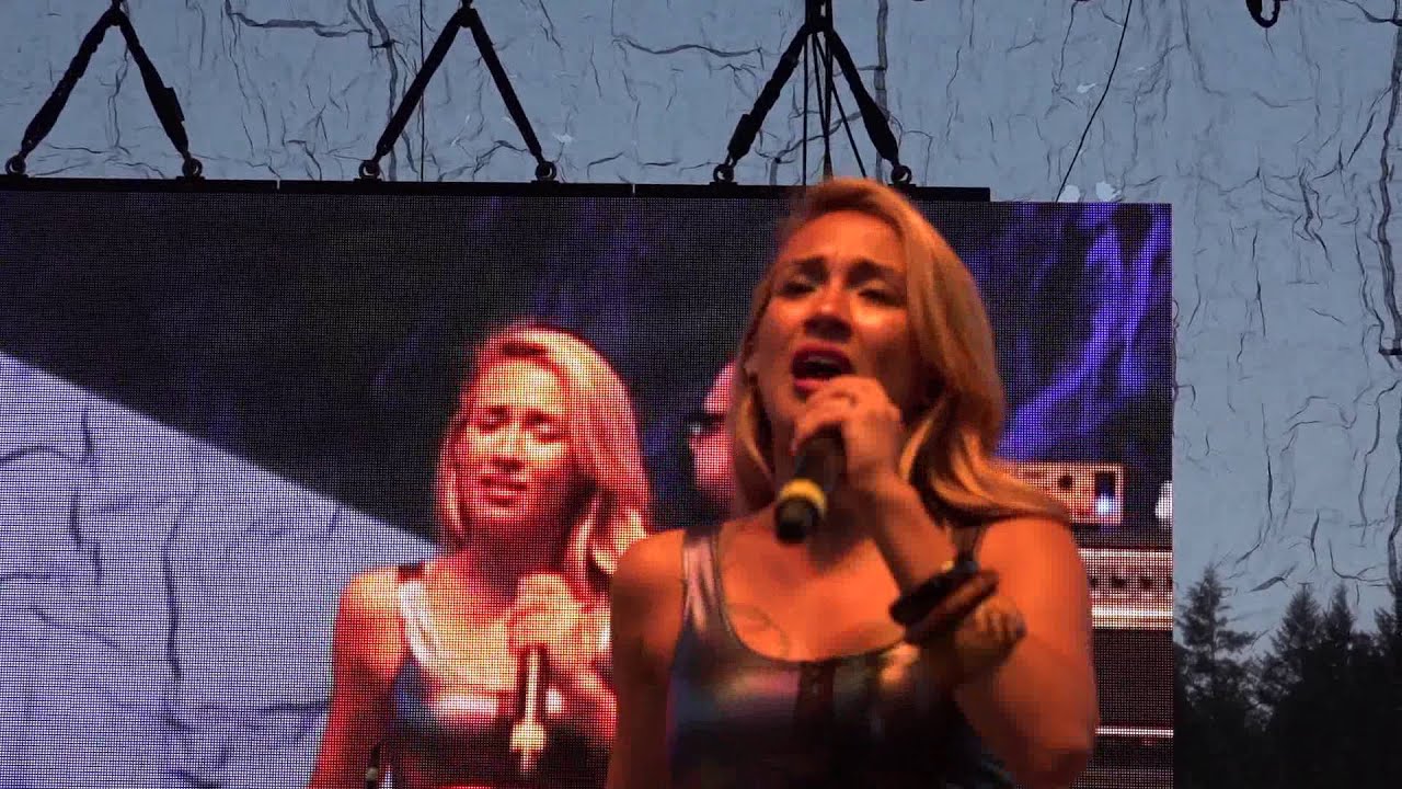 Hirie whole show Reggae on the River July 30 2015 - YouTube