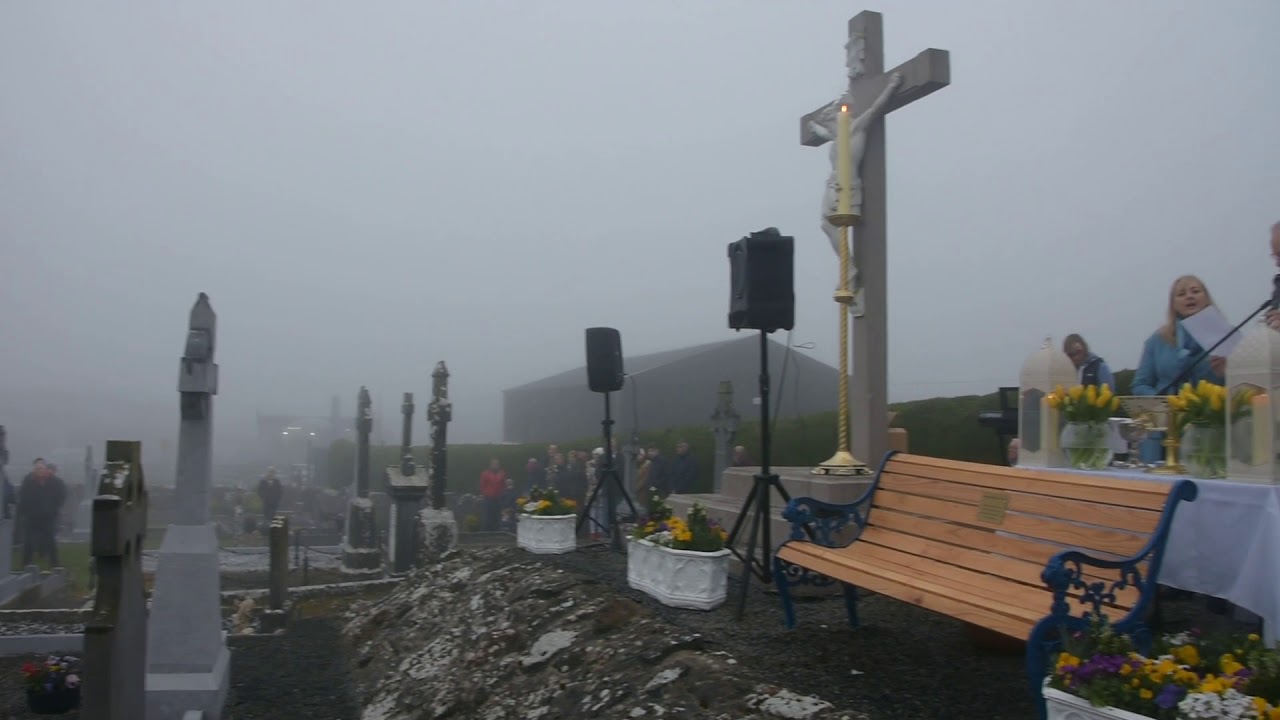 Dawn mass Easter Sunday 2019 - YouTube