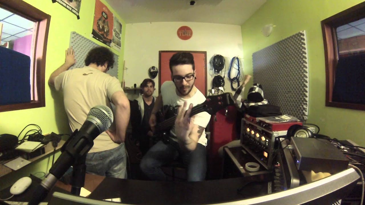 NASTY TOASTER - STUDIO DIARY # 2 - BASS - YouTube