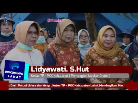 LIDYAWATI BERSAMA TIM BAGIKAN MASKER