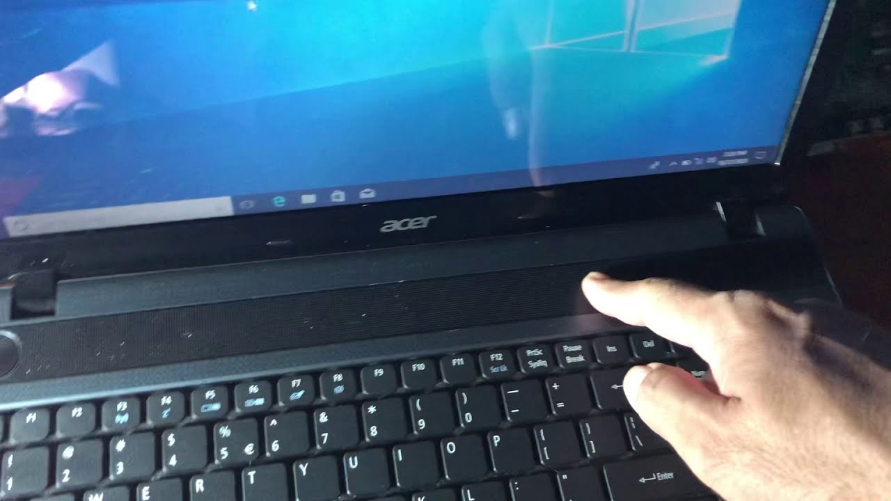 REVIEW ACER ASPIRE 5250 / AMD E-450 APU - YouTube