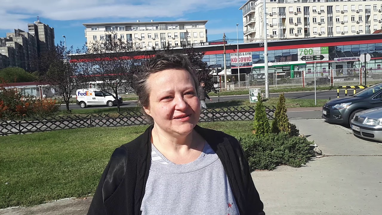 Jova Radovanovic rasplakao obozavateljku - YouTube