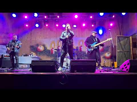 2025.12.13.BIKINI Tribute-Dolgozni ne kelljen