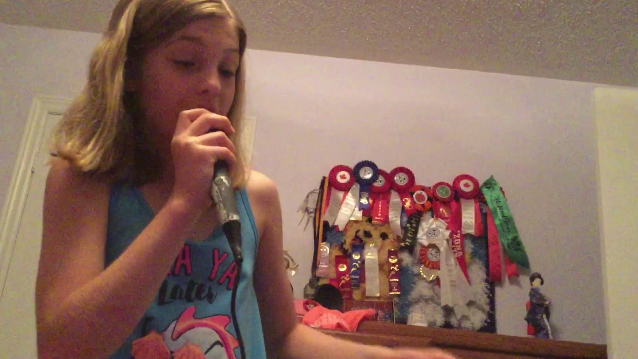 Maya Singing Lost Boy😂 - YouTube