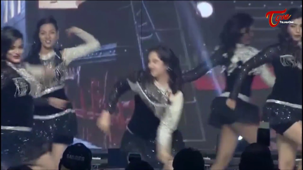 Nagarjuna mind blowing entry from devdash movie - YouTube