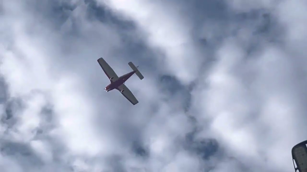 Piper pa28 takeoff Montgomery Gibbs 7-29-2022 - YouTube