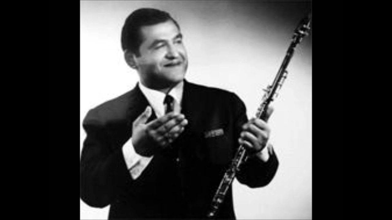 Şükrü Tunar -uşak taksim- - YouTube