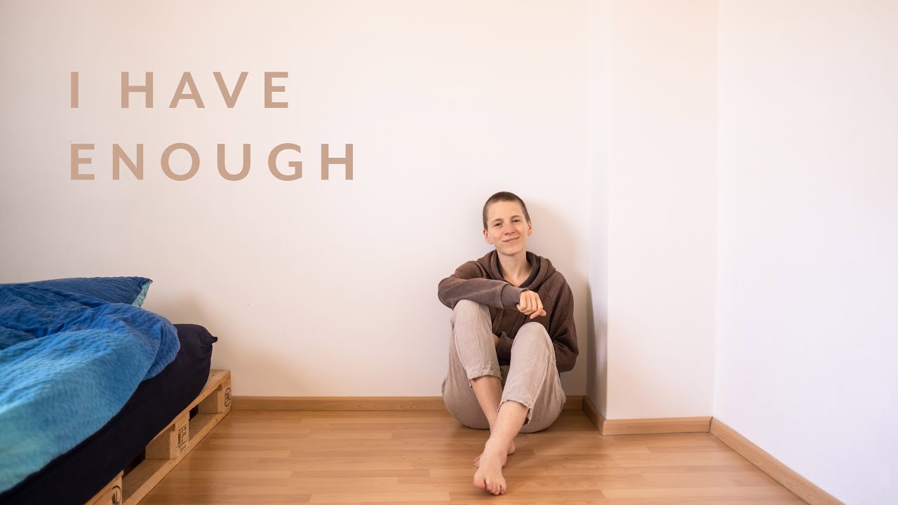 Minimalism | How to Stop Shopping and Be Happy With What You Have - YouTube