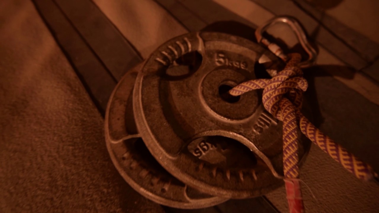 Beastmaker 2000 series 45° slopers pull ups + 5, 10 and 15 kg - YouTube