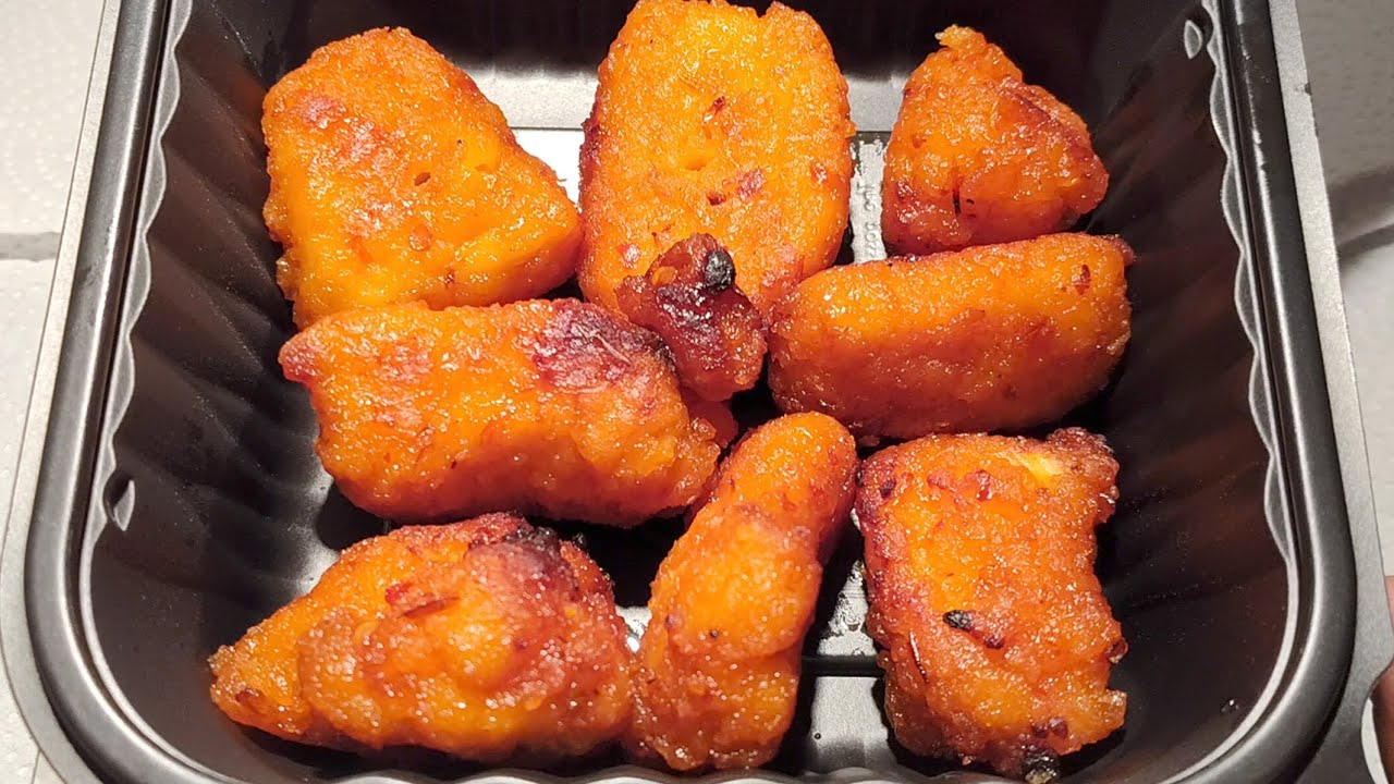 7-Eleven: Boneless Orange Chicken Wings Review - YouTube