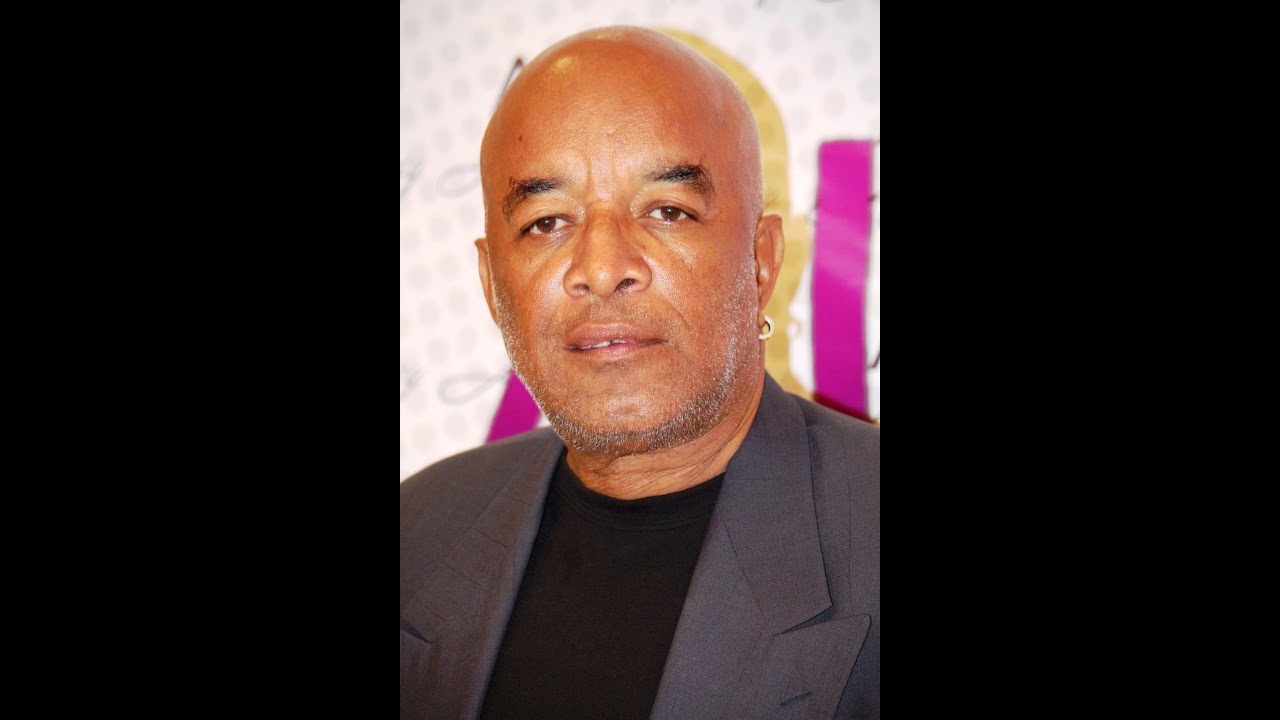 Omaj a Mario Moretta - YouTube