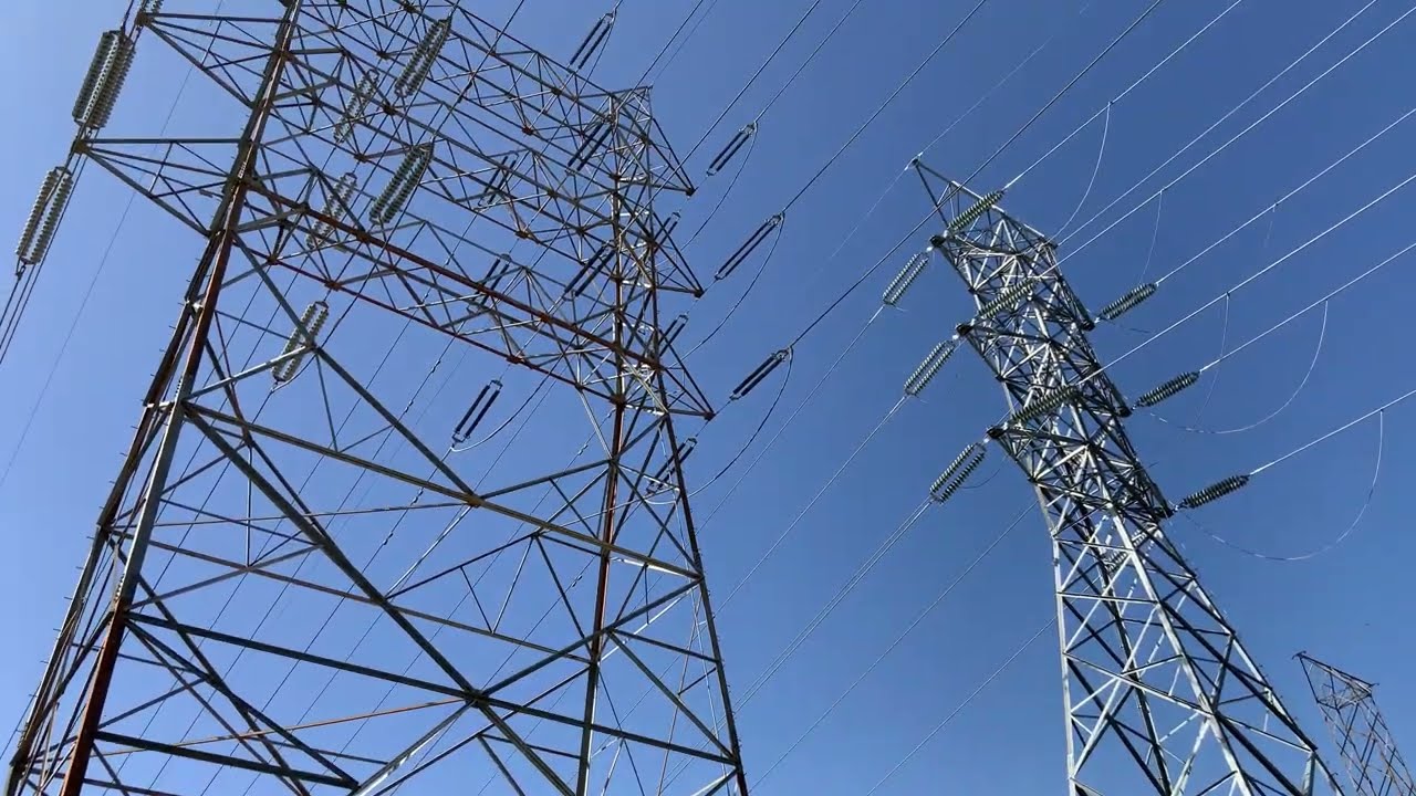Power Lines in California - YouTube