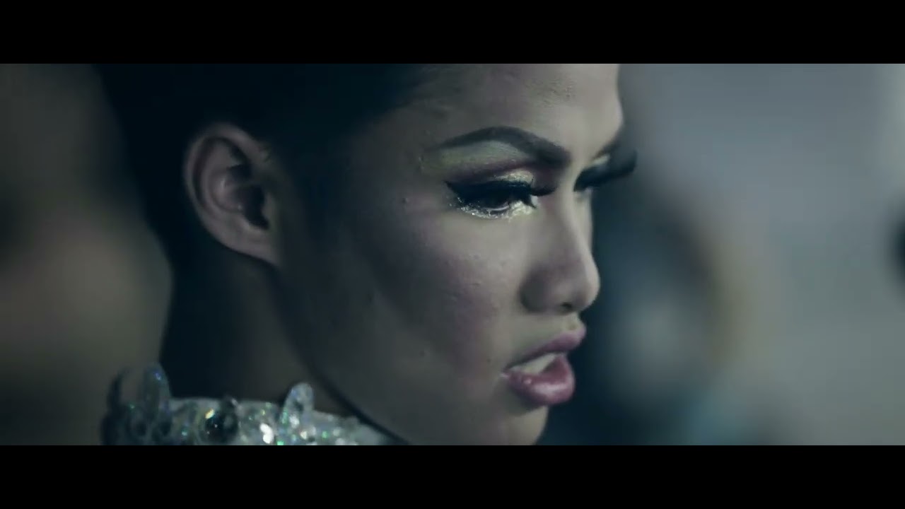 Brigiding (GIGI) Story of A Drag Queen - YouTube