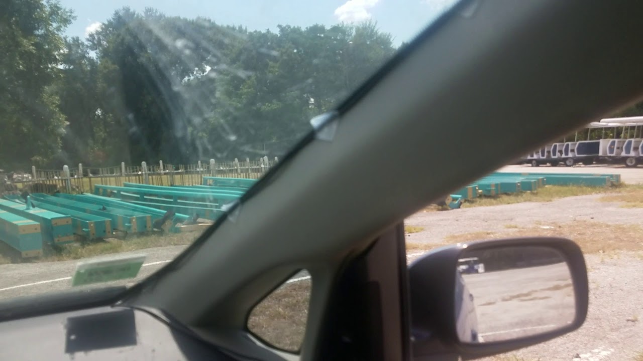 A closer look at the Mack Power Splash track pieces at Six Flags Over ...