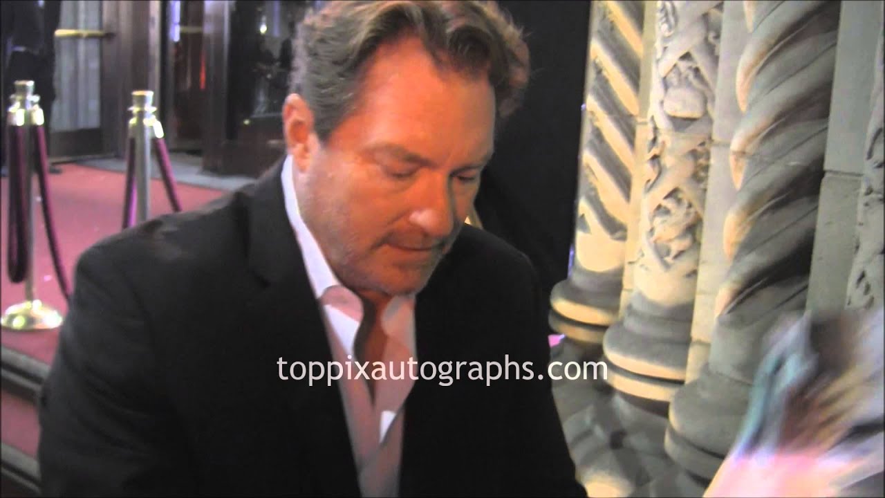 Stephen Root - Signing Autographs at the "Boardwalk Empire" Season 4 ...