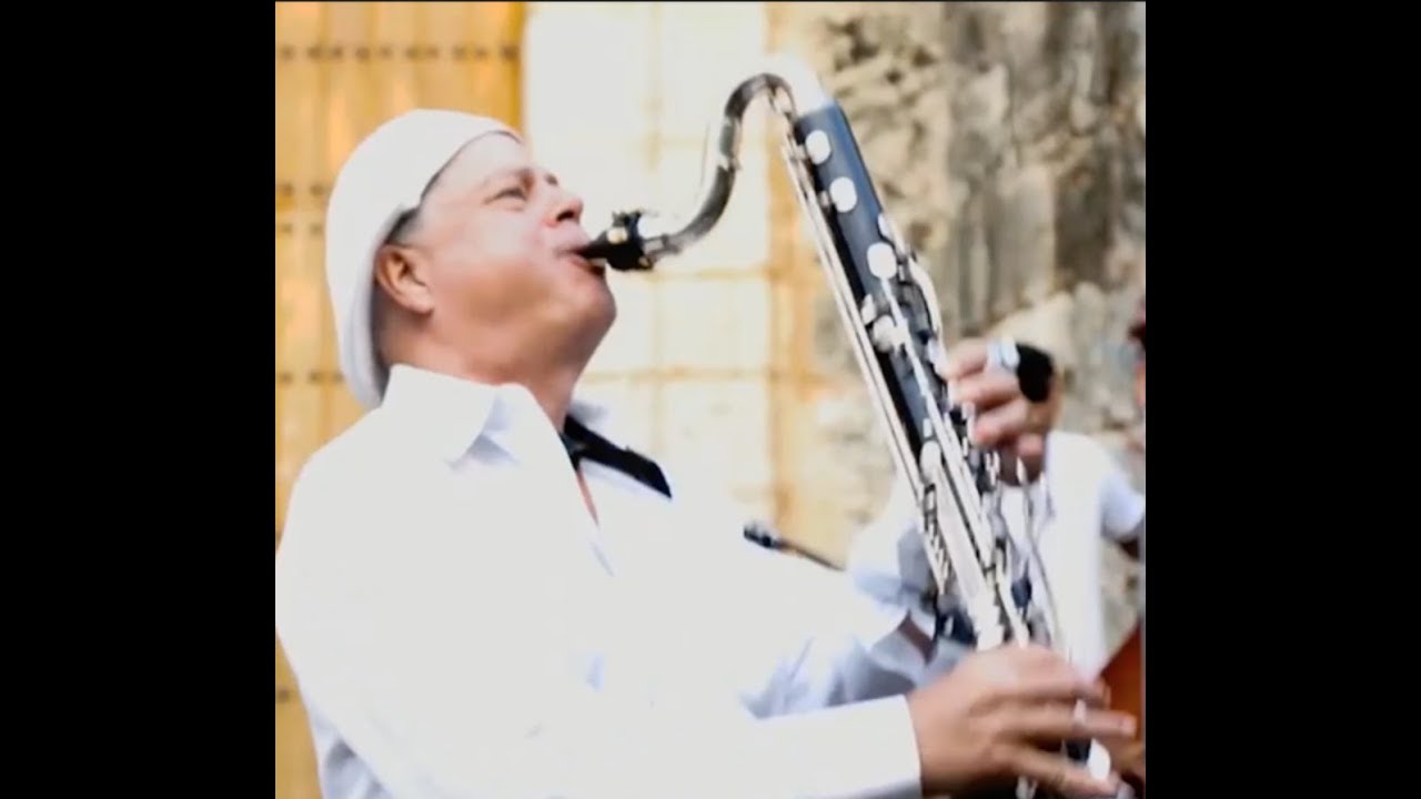 Ep #37 with Paul Austerlitz, bass clarinetist and composer - YouTube