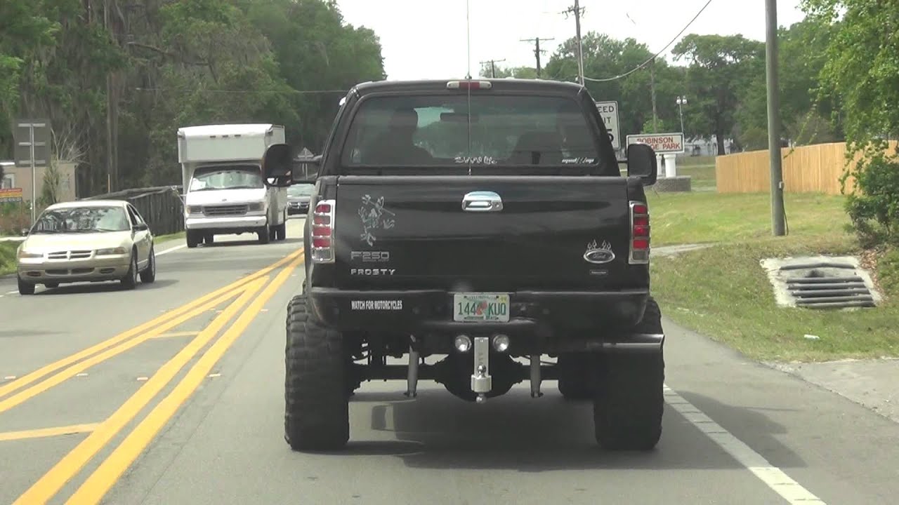 Big Redneck Ford Truck - YouTube