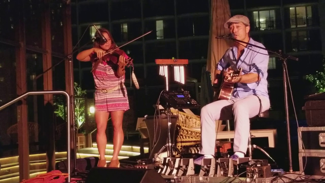 Tavana plays Believe with Windy Weather on violin Oct 27 2017 Hyatt ...
