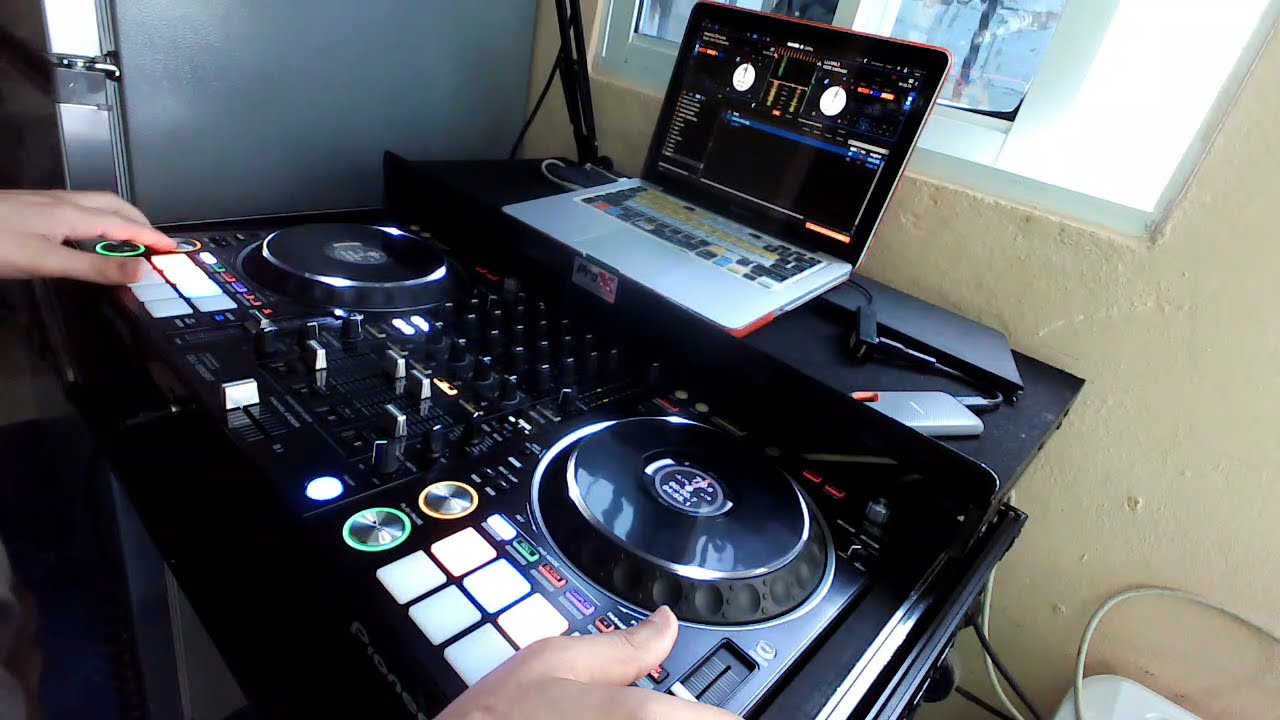 COMO MEZCLAR SALSA Y BACHATA EN SERATO DJ PRO PIONNER DDJ SRT 1000 ...
