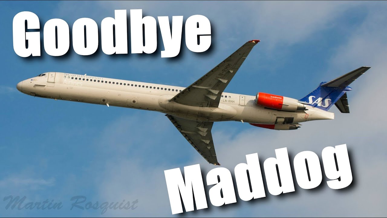 Lowpass & Farewell Flight of SAS' McDonnell Douglas MD-82 [HD] - YouTube