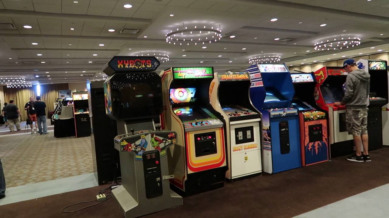 1ST ANNUAL ARCADE VIDEO AND GAME ROOM EXPO 2016 WALKTHROUGH - YouTube