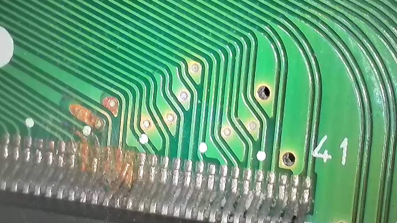 Nintendo 64 RCP chip corrosion - YouTube