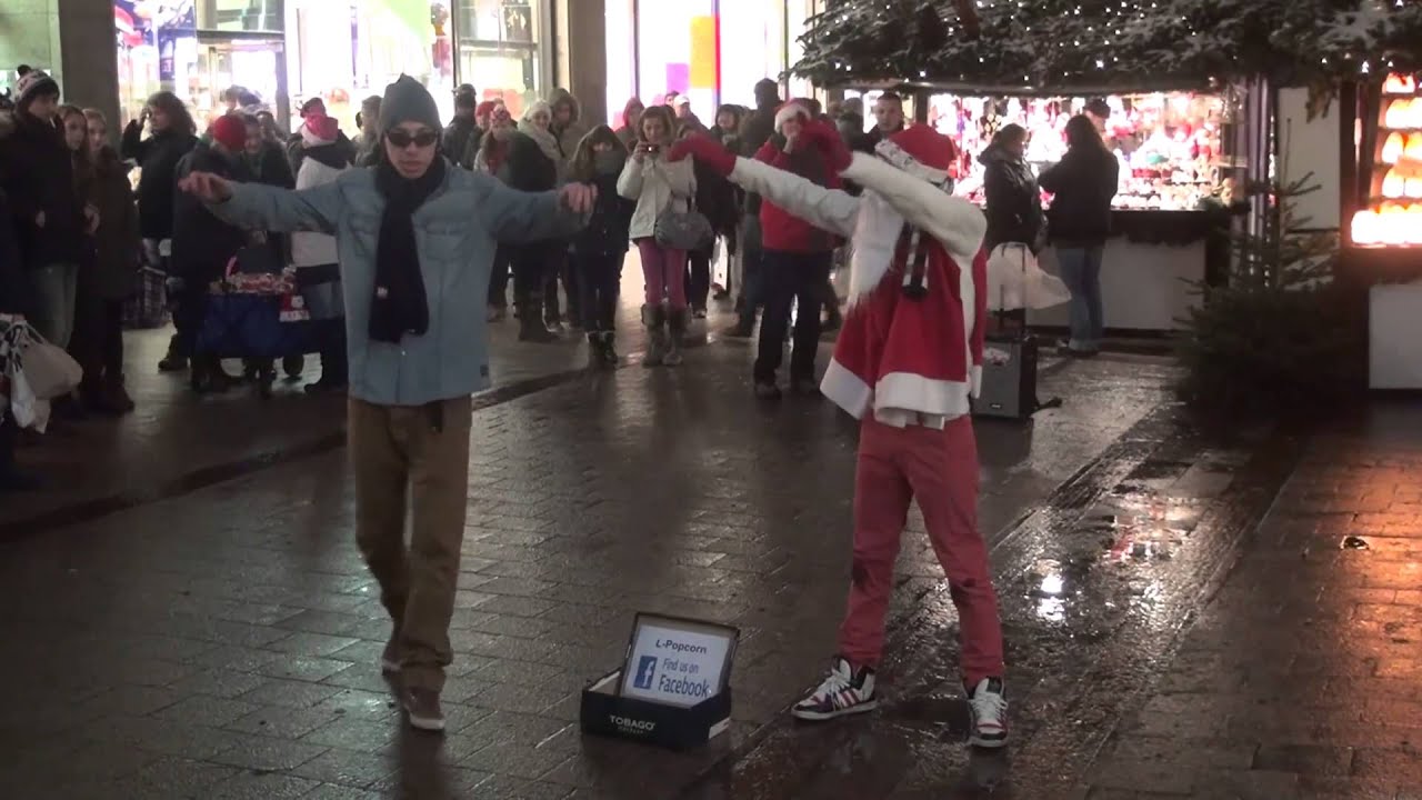 Christmas Show|Gangnam Style|Santa dancing to Dubstep||Hamburg - YouTube