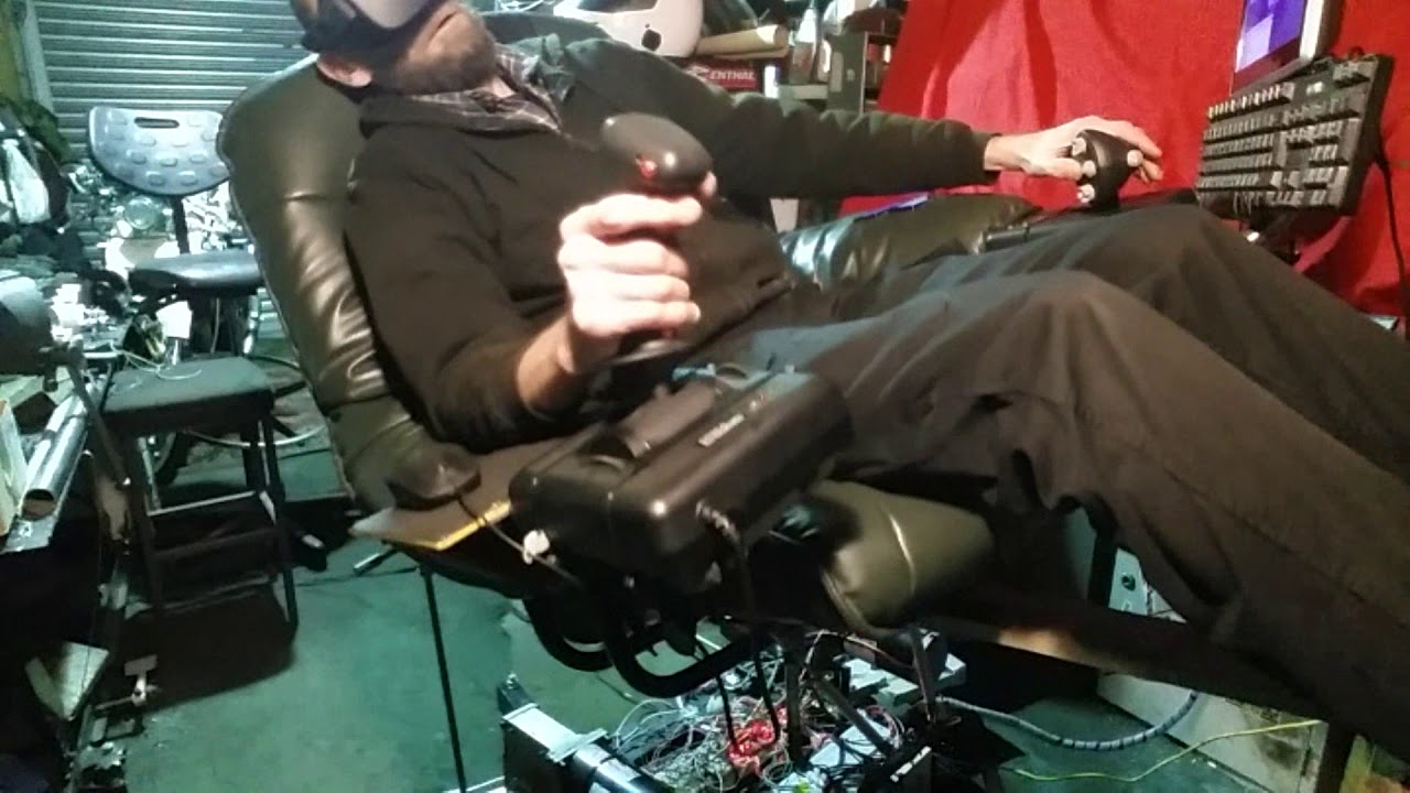KevB's Elite Dangerous Motion Chair v4 - BIG lean angles - YouTube
