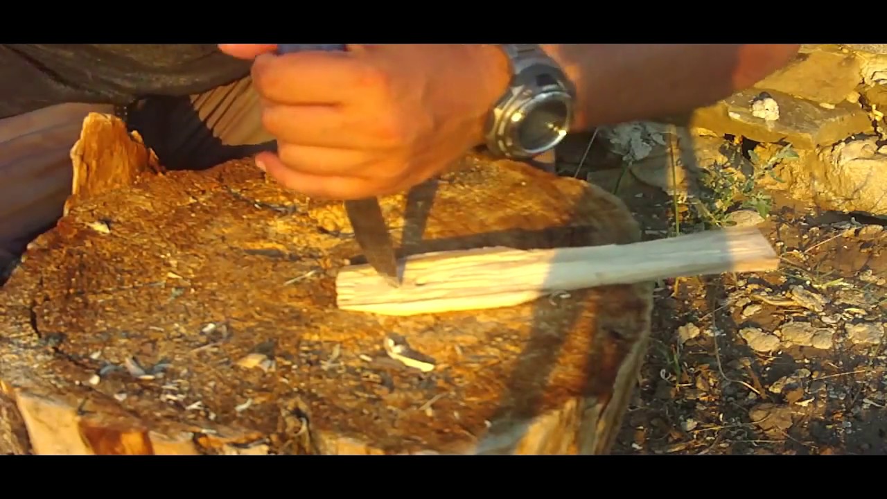 Bushcraft first steps. Fork carving - YouTube