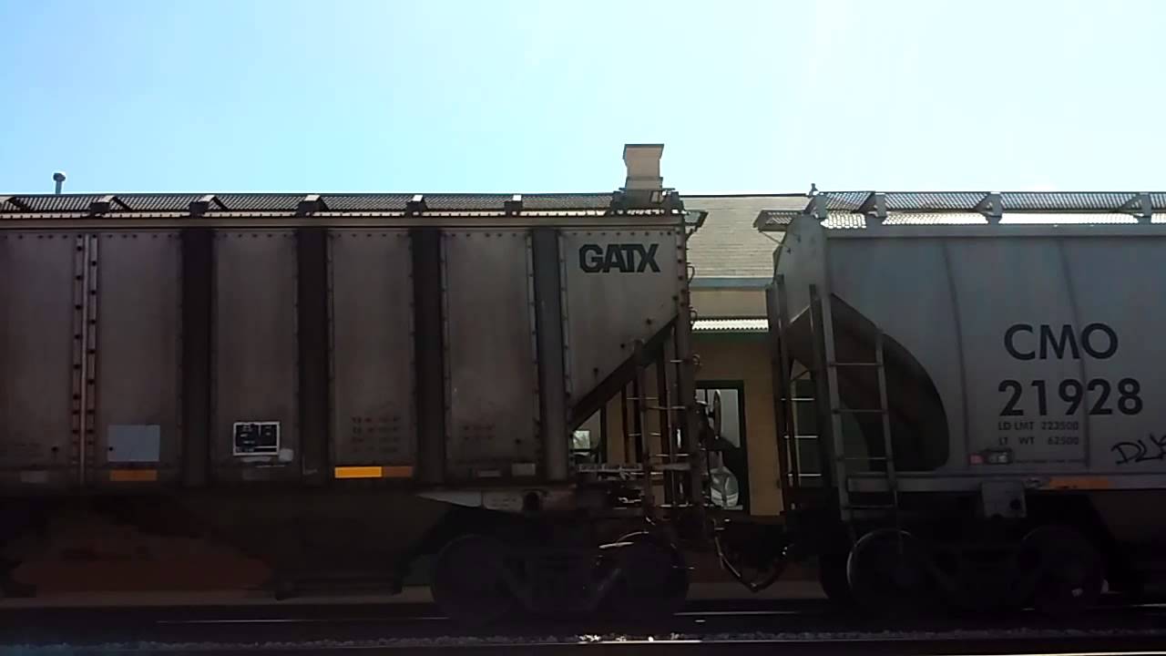 Union pacific train 1782 in mineola - YouTube