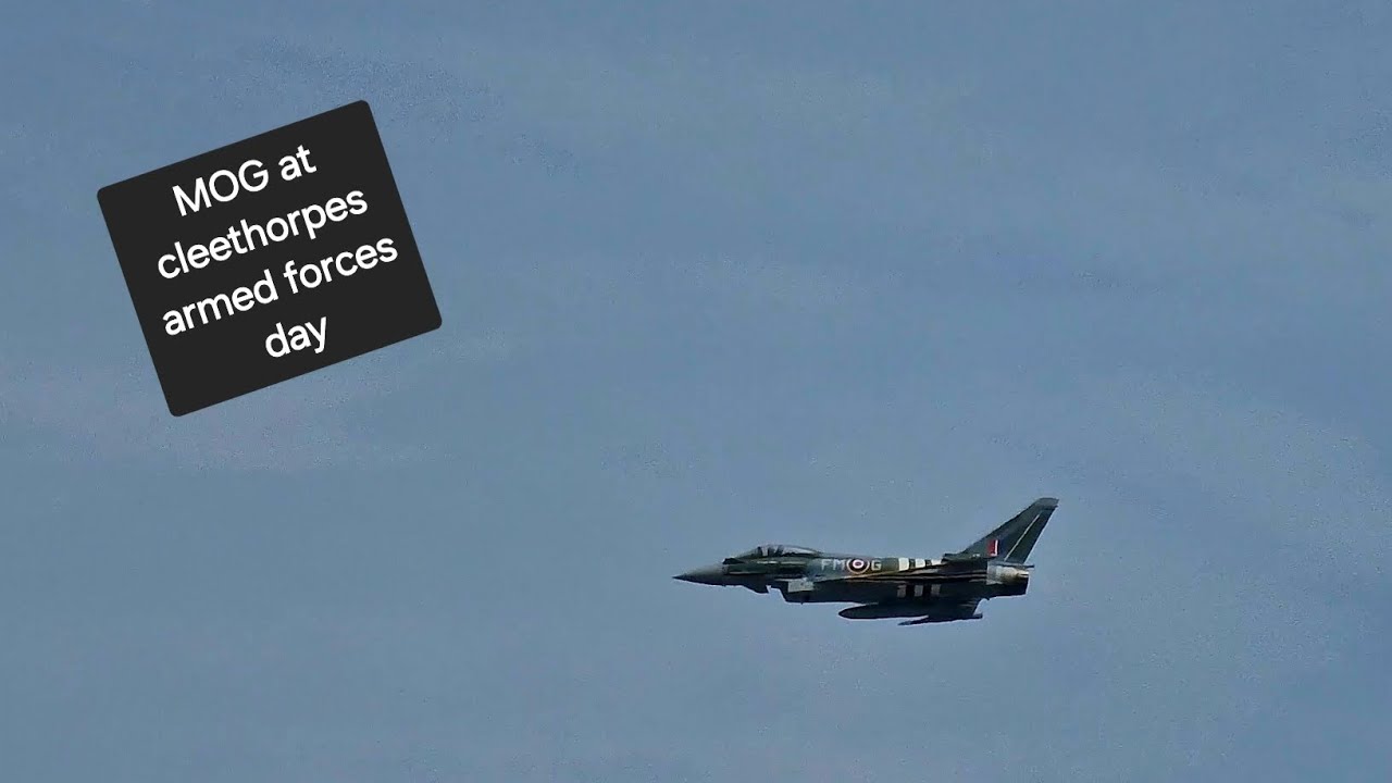 Display jet MOG the typhoon at cleethorpes armed forces day! - YouTube