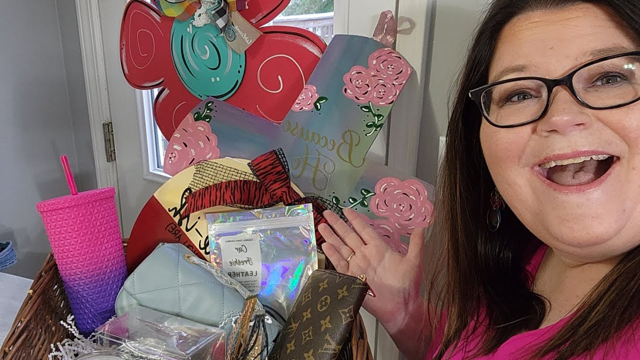 Another gift basket?!!!! 🤩 - YouTube