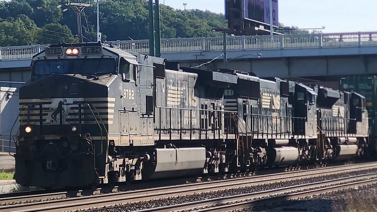 NS 9782 Leads 22X Through Homestead, PA | 9-8-24 - YouTube