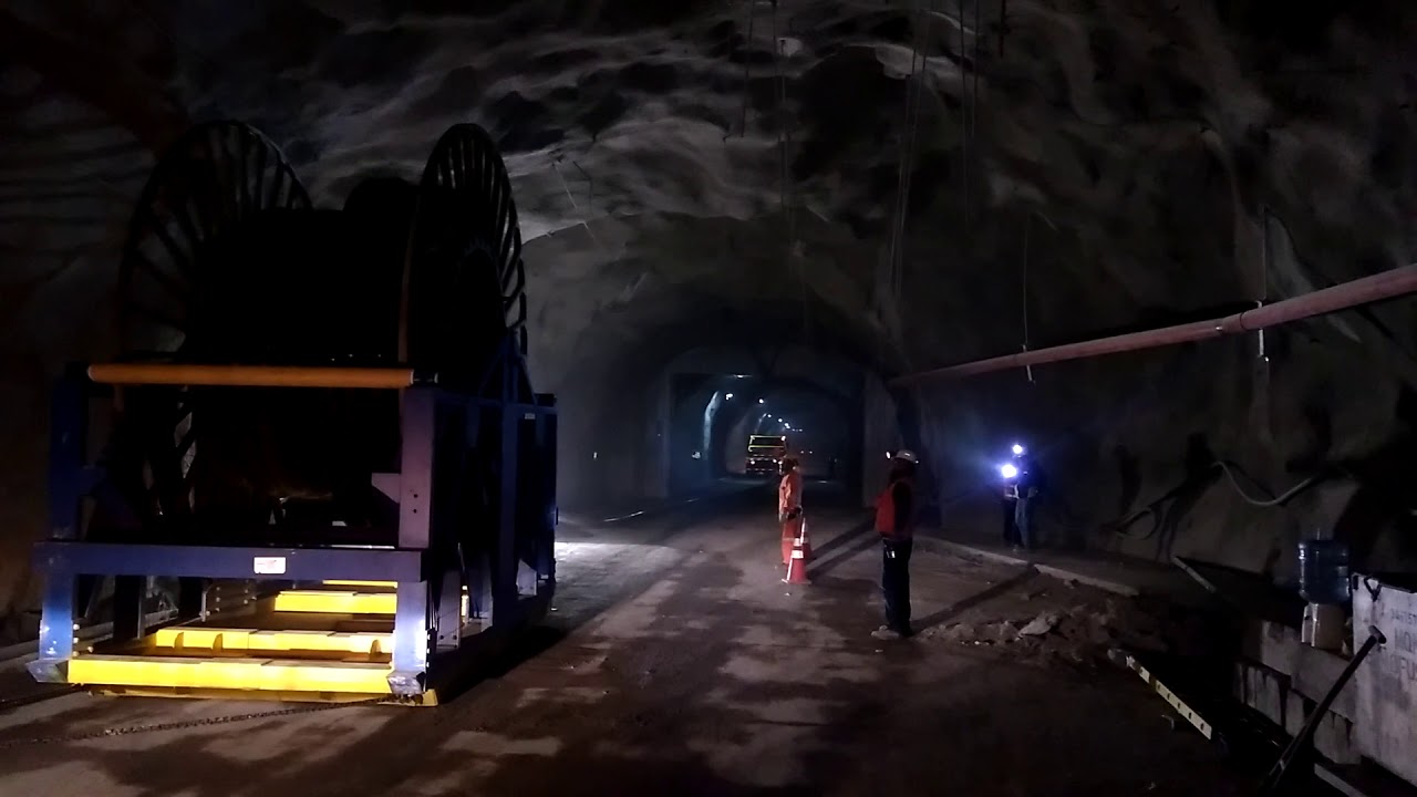 Uncoiling a Pexgol pipe of 200 mm - YouTube